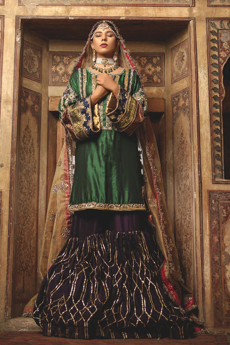 "SATIN EMERALD " – Souchaj